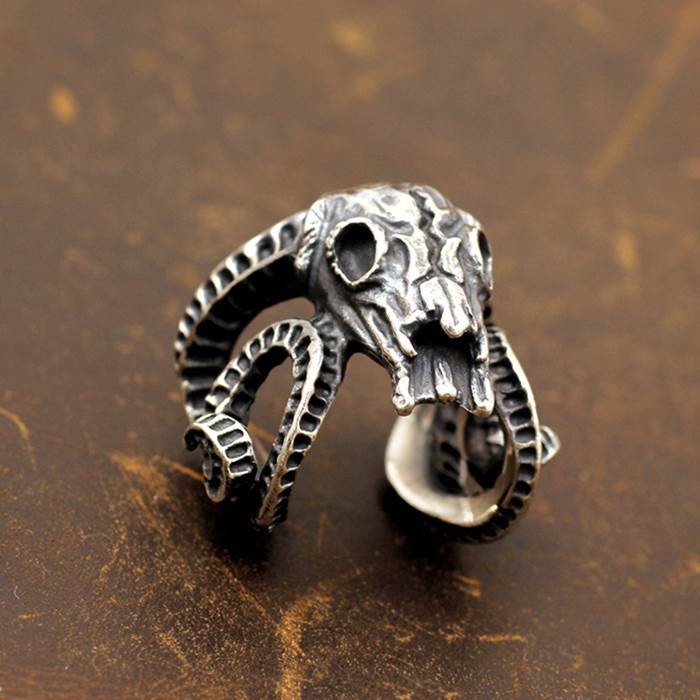 Men's Sterling Silver Ram Skull Ring - VVV Jewelry