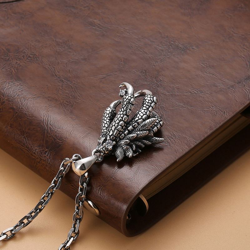 Dragon Claw Pendant Necklace - VVV Jewelry